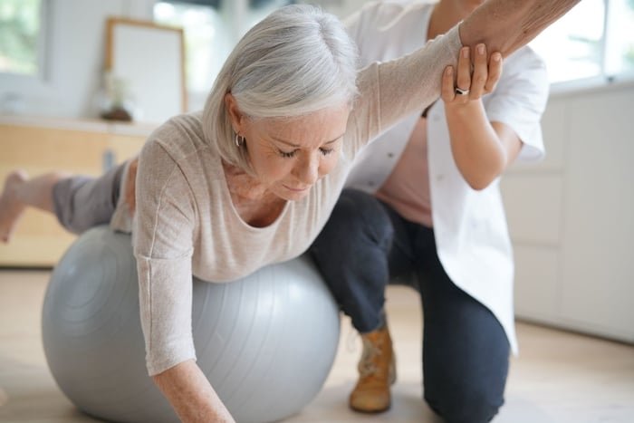 How To Stay Active Despite Joint Pain? - Best Health N Care